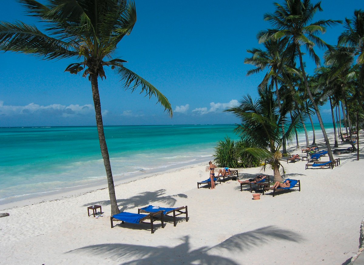 KARAFUU BEACH RESORT & SPA - Zanzibar - Bwejuu-Uroa-Pwani-Kiwengwa ...